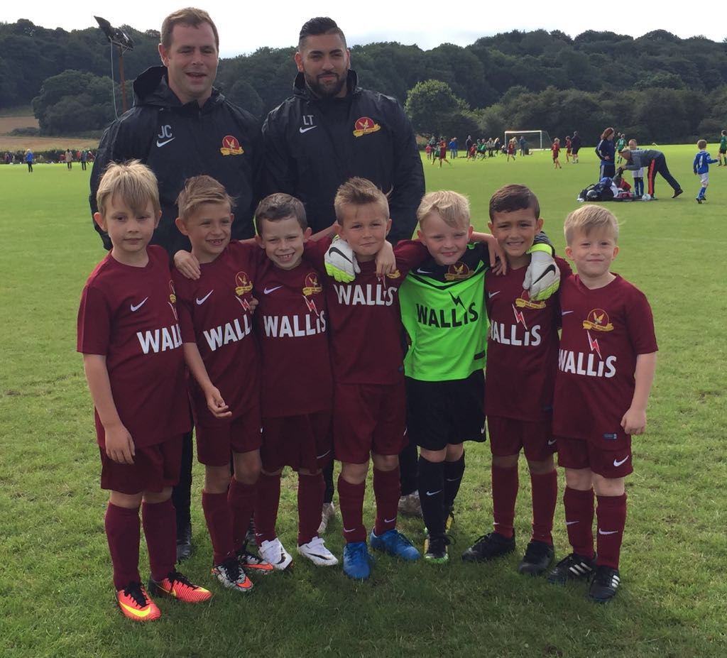 Proud Sponsors of the Arnold Town Under 8's Football Kit | AN Wallis